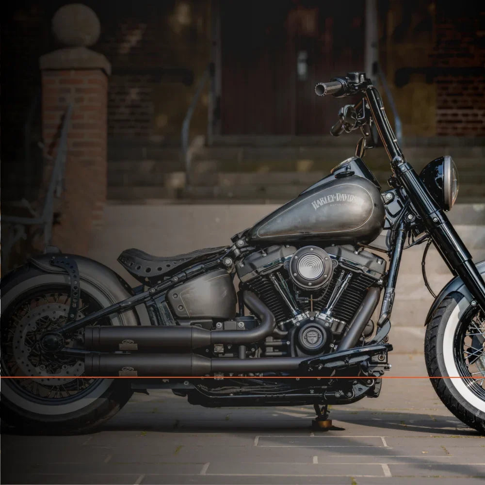 Hardtail vs Softail Bobbers: Key Differences and Ride Feel – Legendary ...