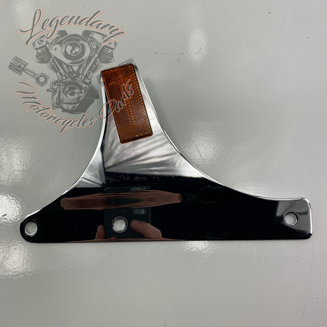 Right sissy bar side plate Réf. 15040054 – Legendary Parts