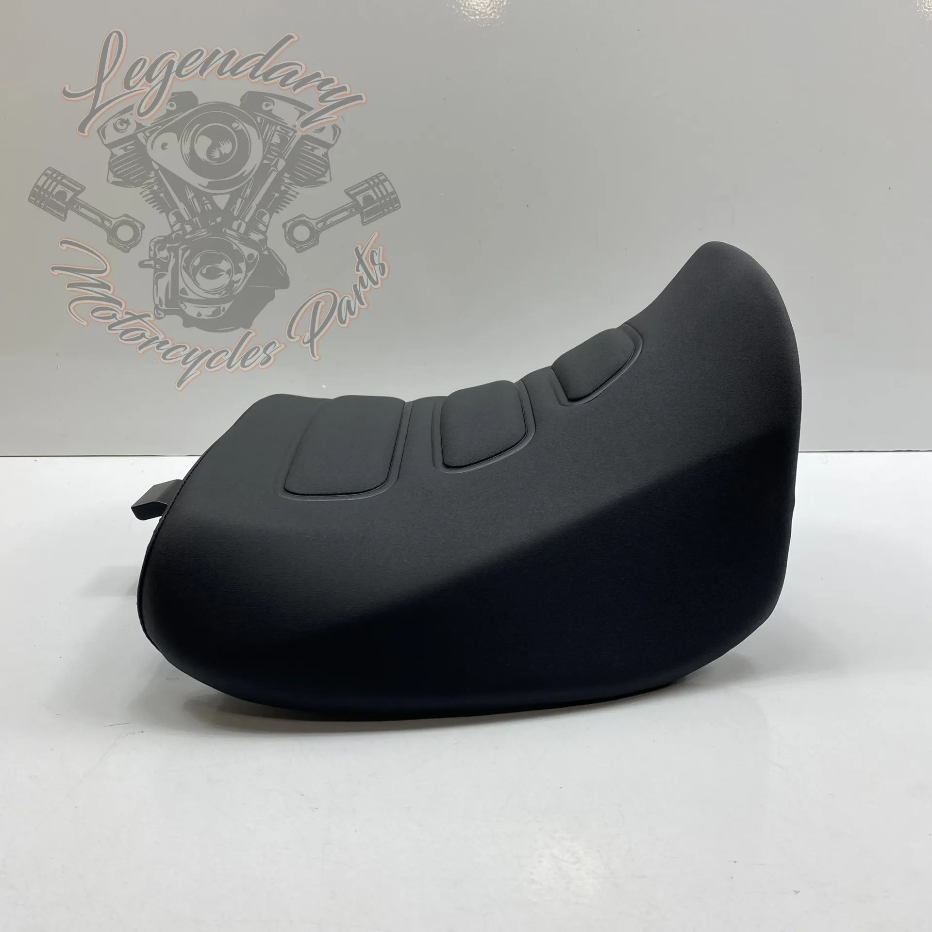 Reach Solo Seat OEM 52000471 – Legendary Parts