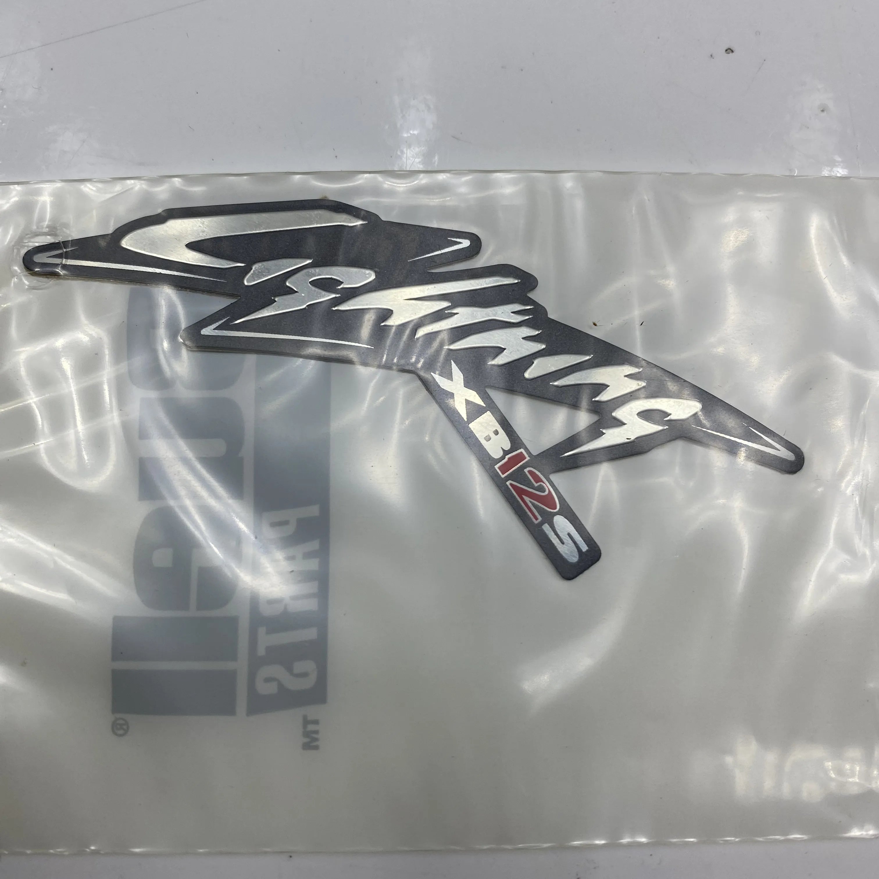 Bubble/rear fender sticker OEM M0726.1AC – Legendary Parts
