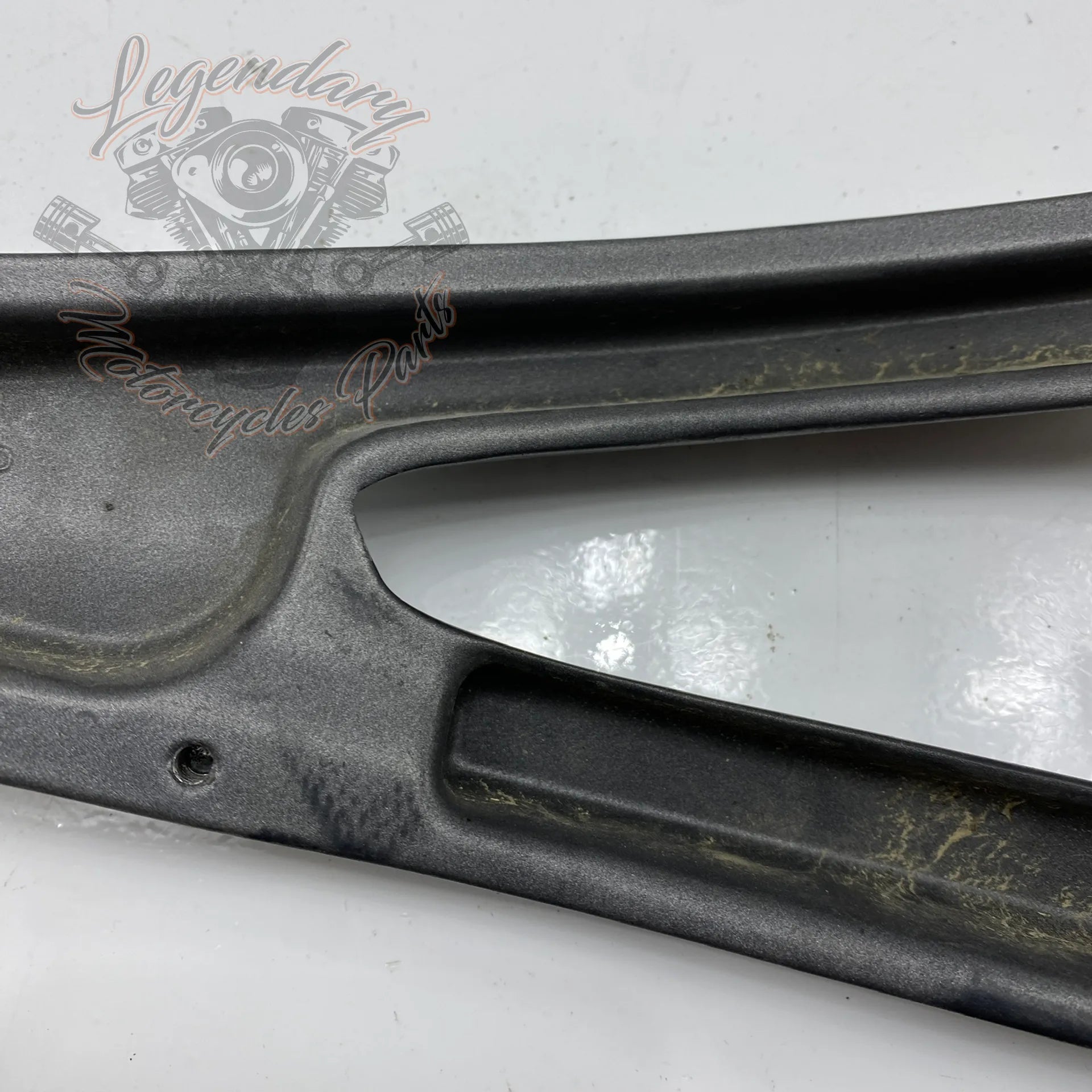 Support de repose pied passager droit OEM N0055.2ADZT – Legendary Parts